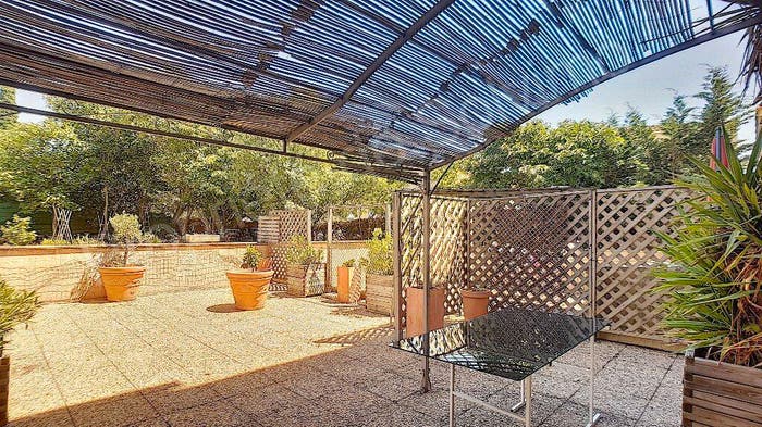 Avenue de Marseille-Liourat, Vitrolles - Appartement 2 pièces à louer