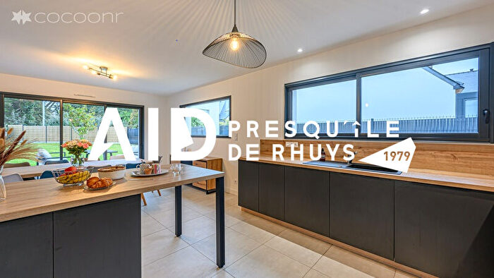 Maison à louer - Sarzeau, Brillac, Kerguillo - 6 pièces - 5 chambres