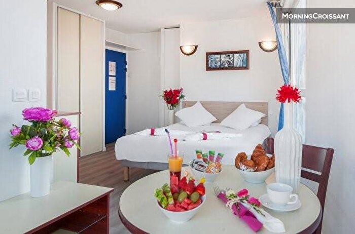 Appartement à louer - Cusset, Villeurbanne - 1 pièce