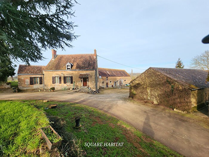 Maison à vendre - Saint-Jean-des-Échelles - 5 pièces - 2 chambres