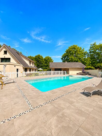 Le Pian-Médoc - Maison 9 pièces à vendre