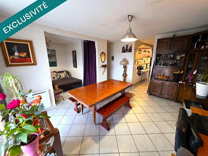 Appartement à vendre - Moirans - 4 pièces - 3 chambres