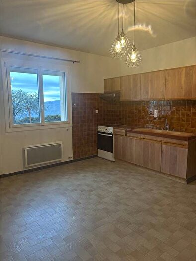 Appartement à louer - Nyons - 3 pièces - 2 chambres