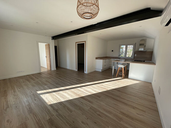 Appartement à louer - Ispoure - 3 pièces - 2 chambres