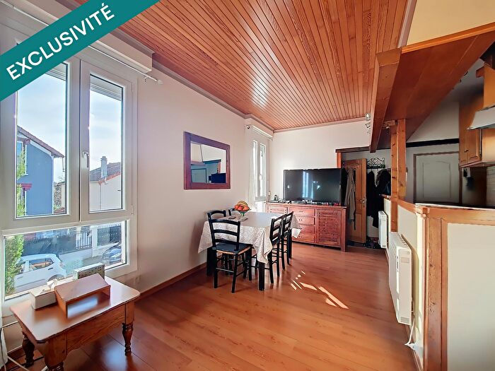 Appartement à vendre - Aulnay-sous-Bois, Vieux Pays, Roserai, Bourg - 2 pièces - 1 chambre