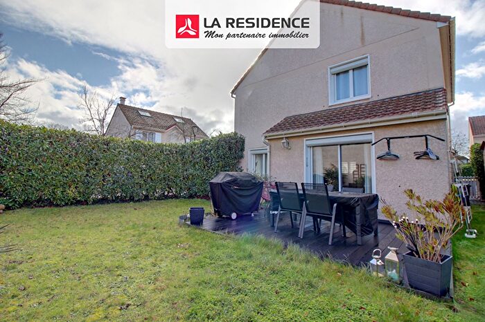 Maison à vendre - Achères, Chêne Feuillu - 6 pièces - 4 chambres