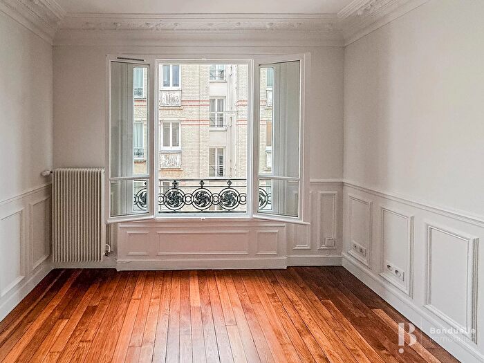 Appartement à louer - Neuilly-sur-Seine, Plaine des Sablons - 2 pièces - 1 chambre