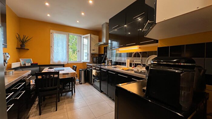 Appartement à vendre - Nantes, Nantes Erdre, La Beaujoire, Saint-Joseph de Porterie - 4 pièces - 3 chambres