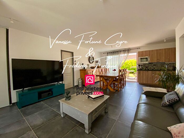 Maison à vendre - Périssac - 4 pièces - 3 chambres