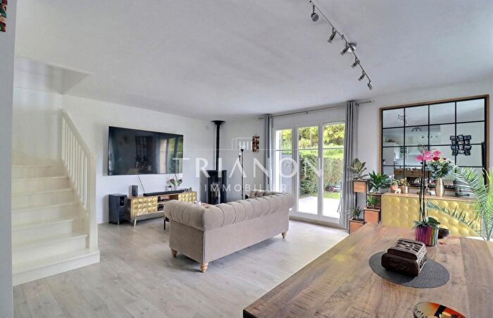 Maison à vendre - Vernouillet - 5 pièces - 4 chambres