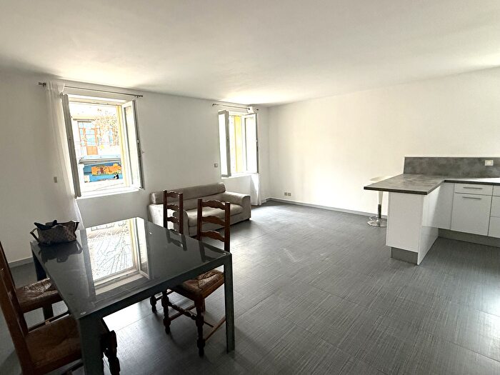 Appartement à vendre - Marseille e , Vielle Chapelle - 3 pièces - 2 chambres
