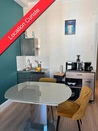 Appartement à louer - Thermal-Vieux-Vican, Vichy - 1 pièce