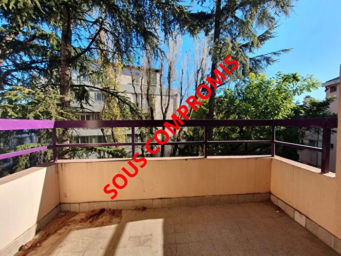 Appartement à vendre - Cavaillon - 2 pièces - 1 chambre