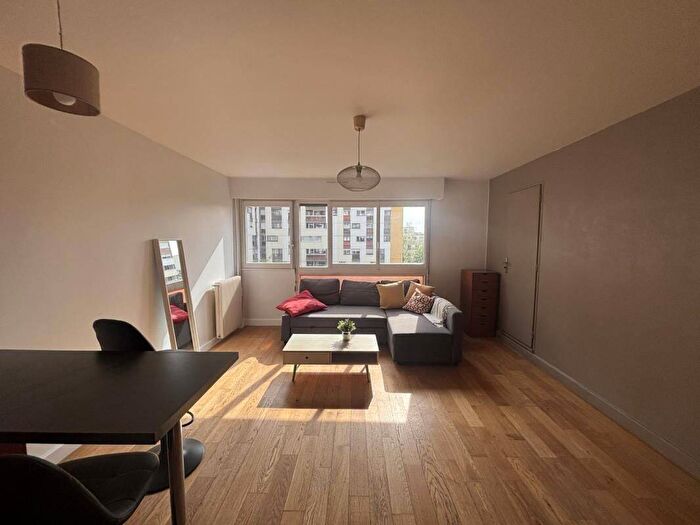 Père Lachaise-Réunion, Paris 20ème arrondissement : Appartement 2 pièces à louer