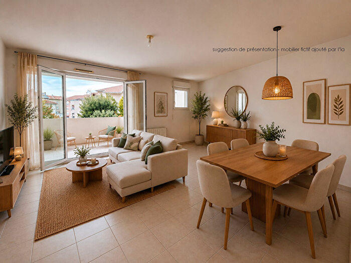Voiron, Centre-ville, Gare - Appartement 4 pièces à vendre