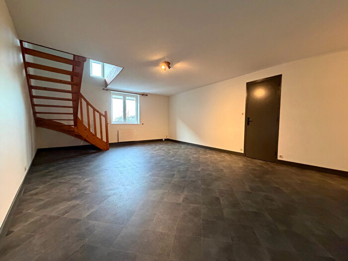 Appartement à louer - Saint-Léonard-de-Noblat - 3 pièces - 2 chambres