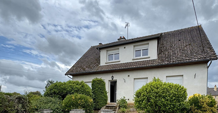 Maison à vendre - Changé - 8 pièces - 6 chambres