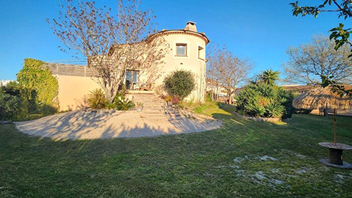 Maison 5 pièces à louer à Marignane