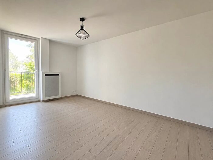 Appartement 3 pièces à Nice, Saint-Maurice, à louer