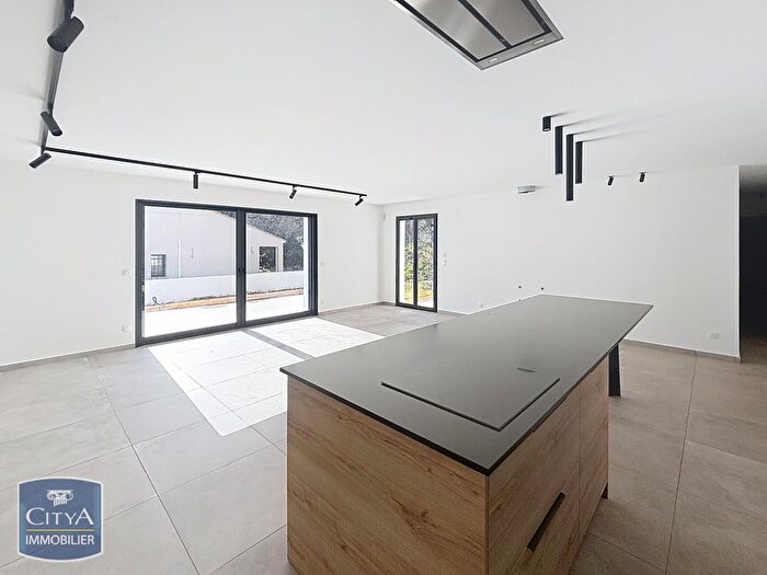 Maison à vendre - Aubagne, Arnaud Solans, Garlaban Royante, Saint-Mitre - 4 pièces - 3 chambres