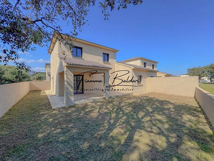 Maison à vendre - Penta-di-Casinca - 4 pièces - 3 chambres