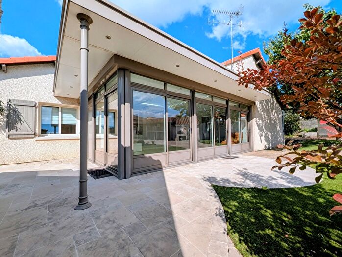 Maison à vendre - Maulévrier - 7 pièces - 3 chambres