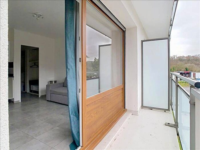 Appartement à louer - Nord Est, Saint-Julien-en-Genevois - 1 pièce