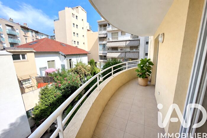 Appartement à vendre - Antibes, Juan-les-Pins, Le Cap - 2 pièces - 1 chambre