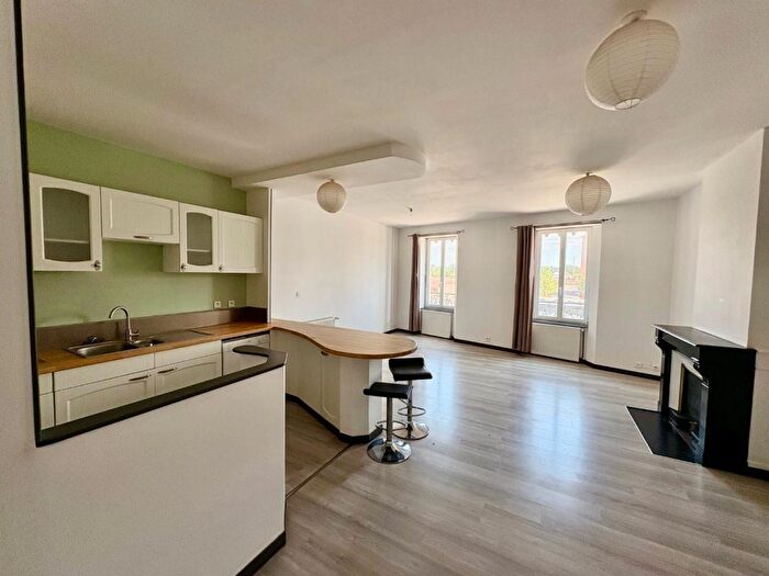 Appartement à louer - Roanne, Fontquentin - 4 pièces - 3 chambres