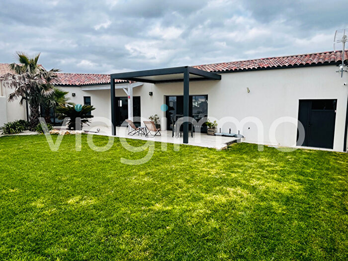 Maison à vendre - Saint-Xandre - 6 pièces - 4 chambres