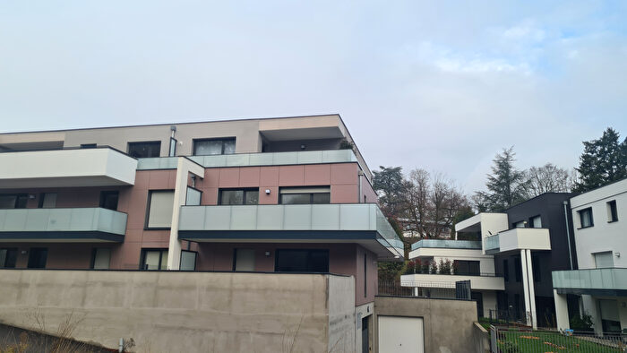 Appartement à vendre - Riedisheim, Sud - 5 pièces - 3 chambres