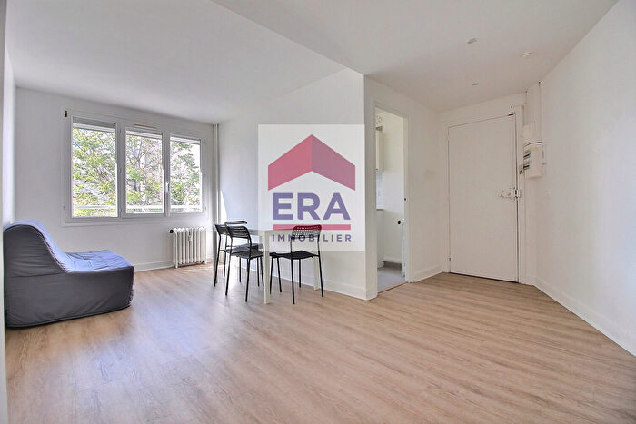 Saint-Ouen, Centre-ville - Appartement 3 pièces à vendre