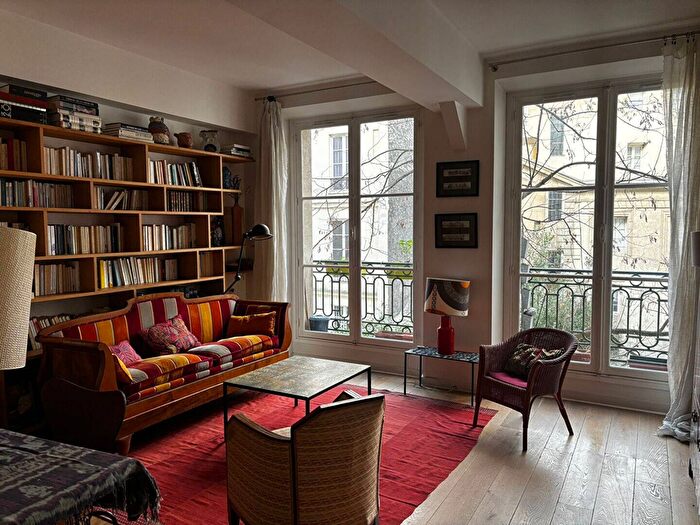 Appartement à louer - Monnaie, Paris ème arrondissement - 2 pièces - 1 chambre