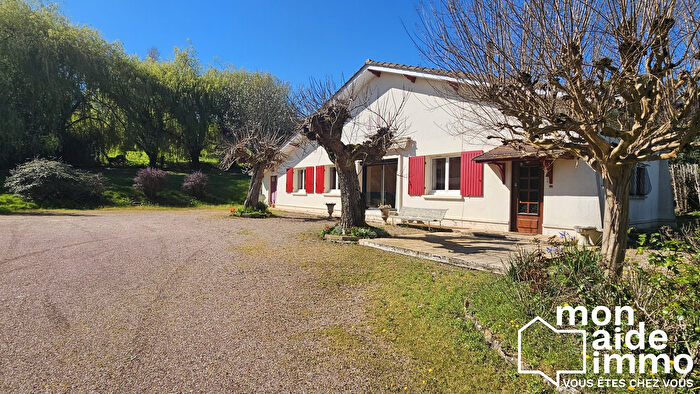 Maison 6 pièces à vendre à Saint-Quentin-de-Baron