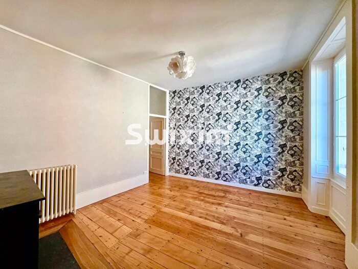 Lons-le-Saunier, Gare, Préfecture, Salines - Appartement 4 pièces à vendre