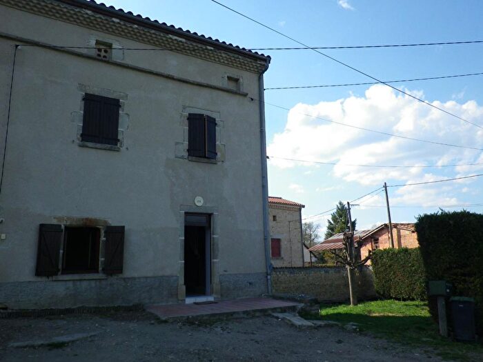 Maison à louer - Moissat - 3 pièces - 2 chambres