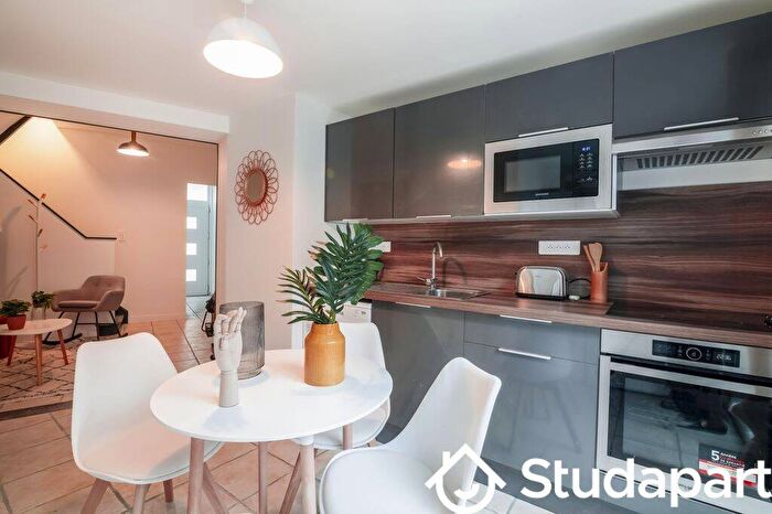 Appartement à louer - Saint Pierre, Amiens - 1 pièce - 2 chambres