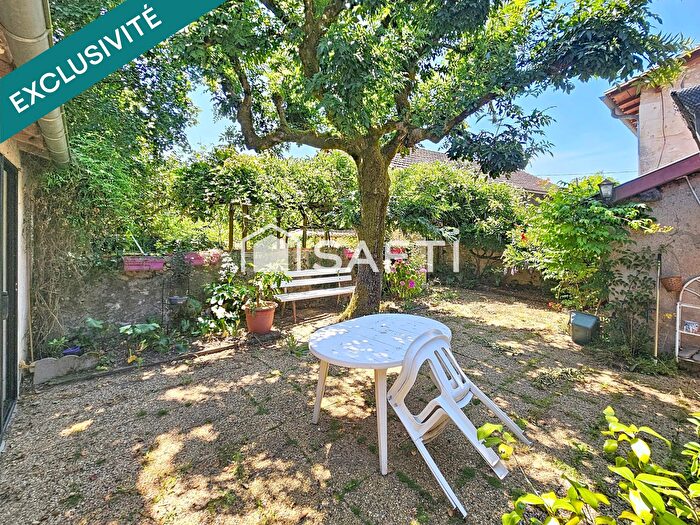 Maison à vendre - Saint-Léon-sur-lIsle - 8 pièces - 6 chambres