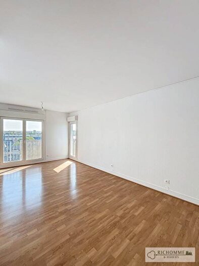 Appartement à louer - Barbâtre-Saint Remy-Verrerie, Reims - 1 pièce