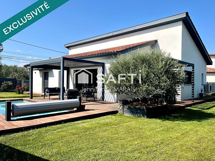 Maison à vendre - Lespinasse - 5 pièces - 3 chambres