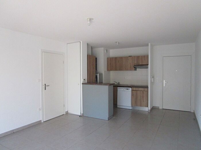 Appartement à louer - Colomiers, Centre-ville - 3 pièces - 2 chambres