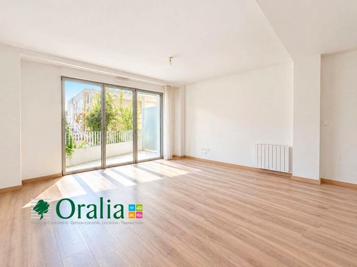 Jardin Public, Bordeaux : Appartement 3 pièces à louer