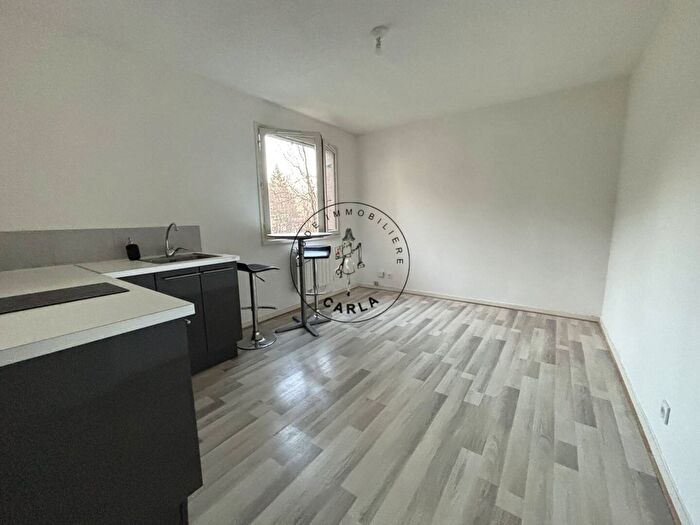 Appartement à louer - Sainte-Foy-lès-Lyon - 1 pièce