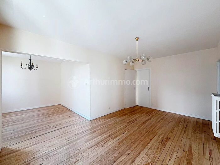 Appartement à louer - Clermont-Ferrand, Cotes de Clermont - 3 pièces - 2 chambres