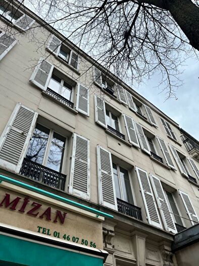 Appartement à louer - Paris ème arrondissement - 4 pièces - 3 chambres