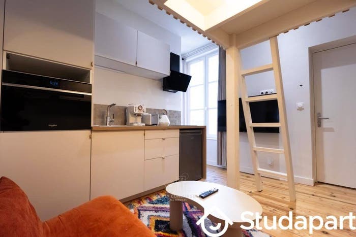 Centre Ville, La Rochelle : Appartement 1 pièce à louer
