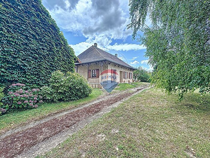 Maison à vendre - Saint-Germain-du-Plain - 5 pièces - 4 chambres