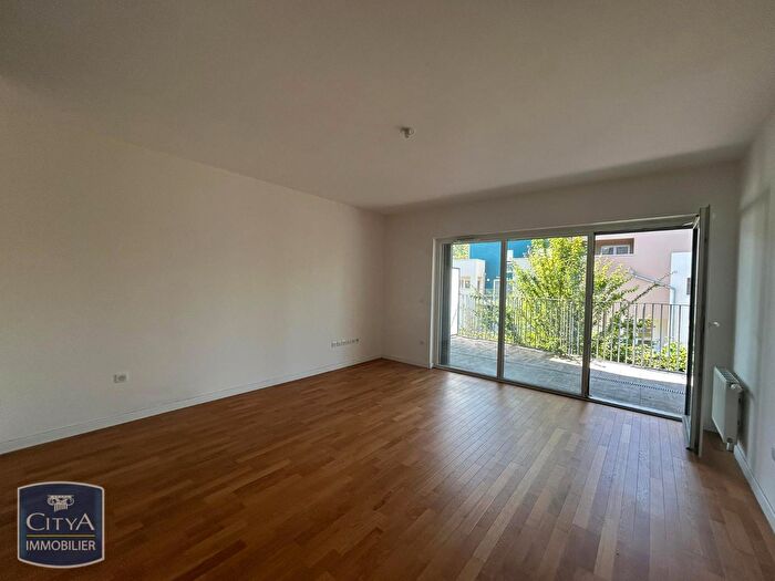 Appartement à louer - Chartres, Beaulieu - 3 pièces - 2 chambres