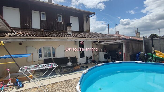 Saint-Maixant : Maison 8 pièces à vendre