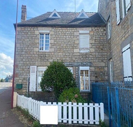 Juvigny-sous-Andaine : Maison 5 pièces à vendre